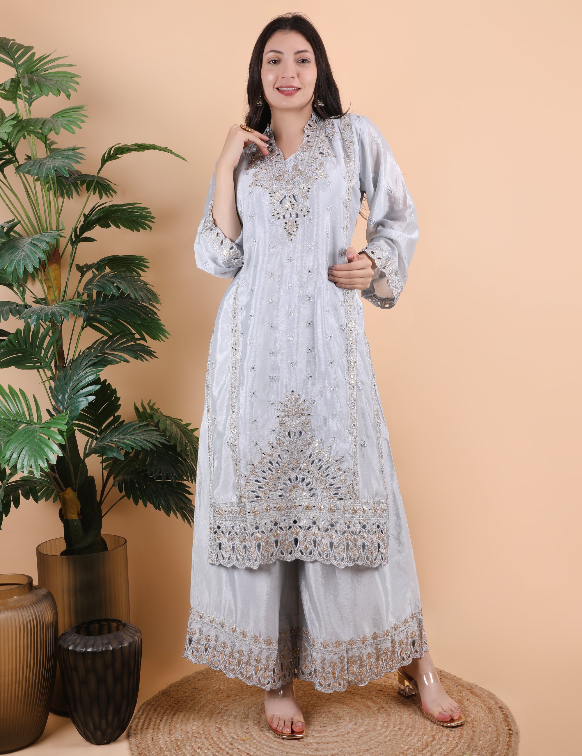 Pakistani Plazo Suit – Vaneersha Vastraa